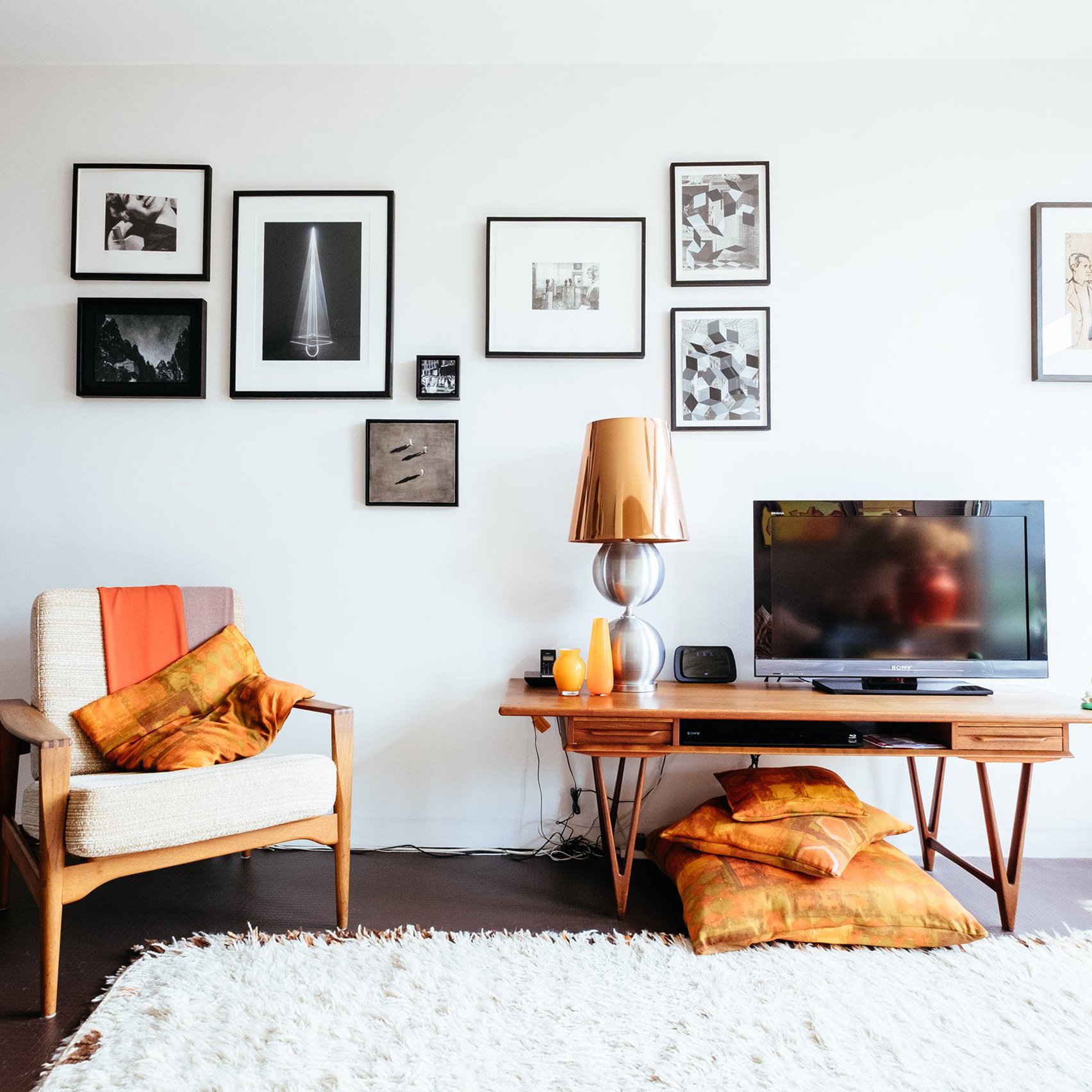 8 Elegant Retro and Vintage Interiors To Get Inspired By